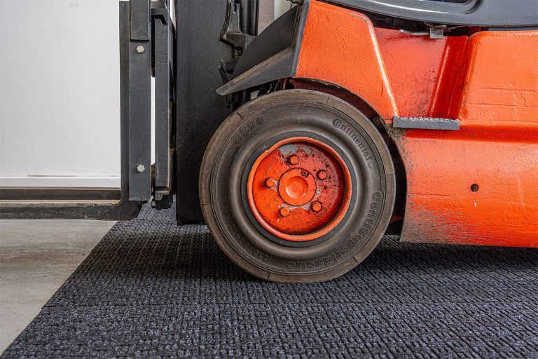 Forklift Mat 90cm x 180cm black – Multi Supplies 4U